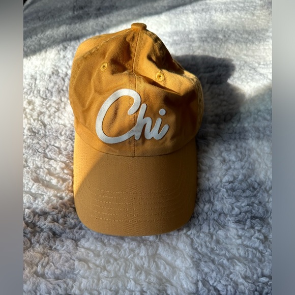 Alice & Wonder | Accessories | Alice Wonder Chicago Chi Yellow Hand ...